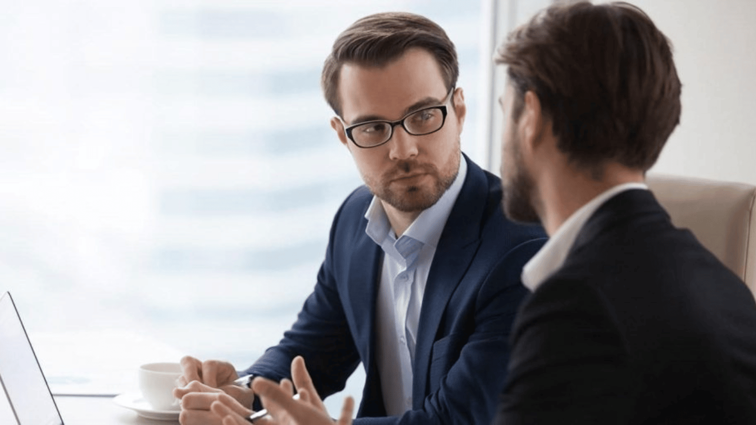 How to reject candidates without burning bridges - Elatos